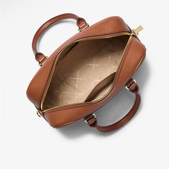 Michael Kors | Bags | Michael Kors Thompson Medium Duffle Satchel ...